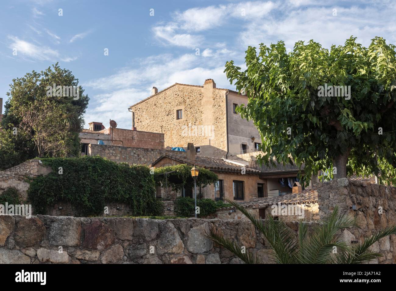 village of pals on the spanish costa brava Stock Photo - Alamy