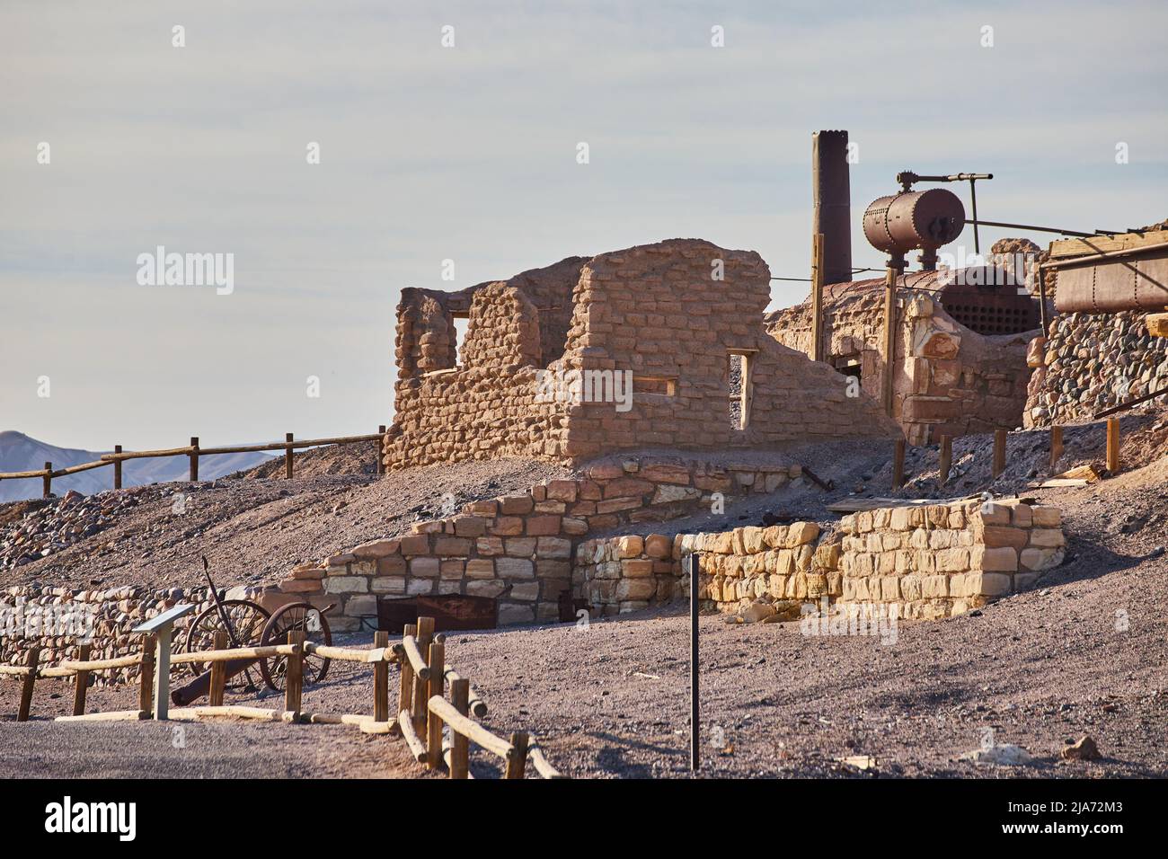 Old stone structures hi-res stock photography and images - Alamy