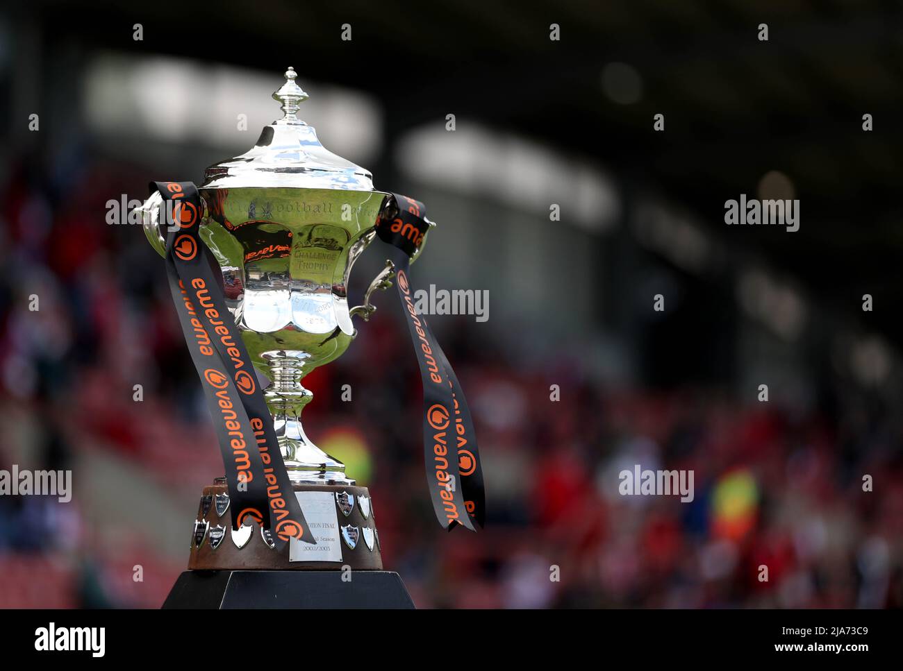 Vanarama promotion final hi-res stock photography and images - Alamy