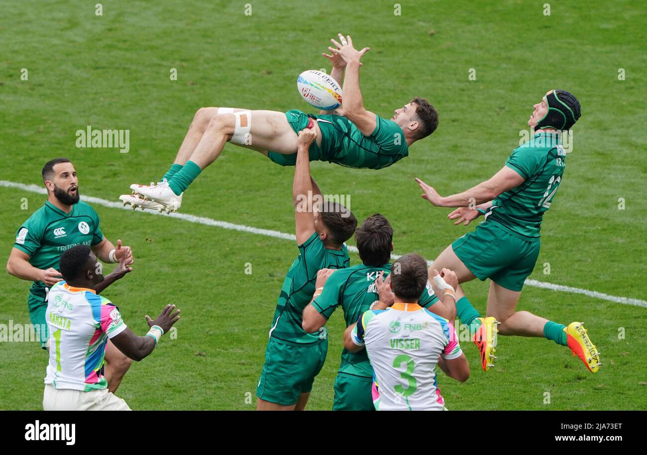Ireland's Jack Kelly (centre top) is held aloft by team mate Chay ...