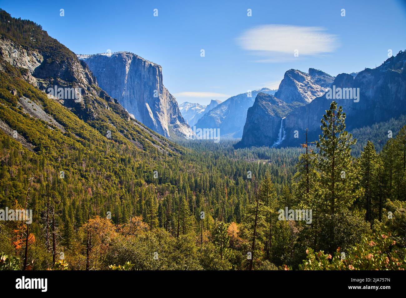 Panorama iconic view yosemite hi-res stock photography and images - Alamy