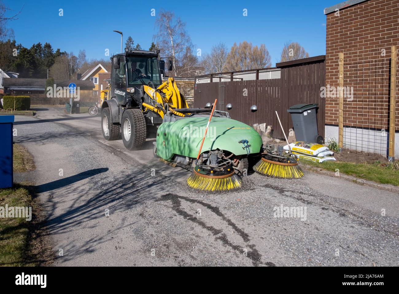 Gravel sweep hi-res stock photography and images - Alamy