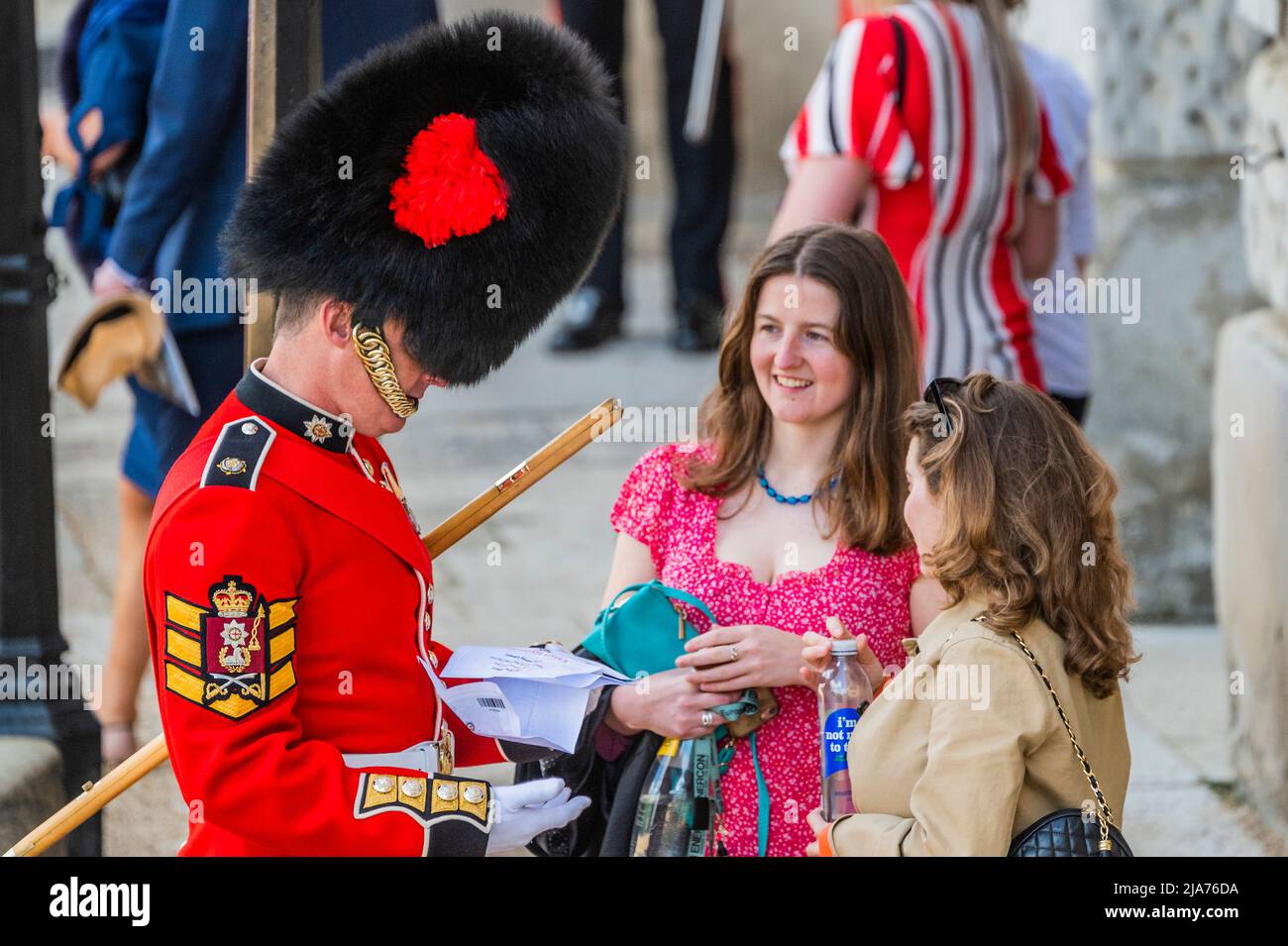 London, UK. 28th May, 2022. The plume on the bearskin of a sergeant ...