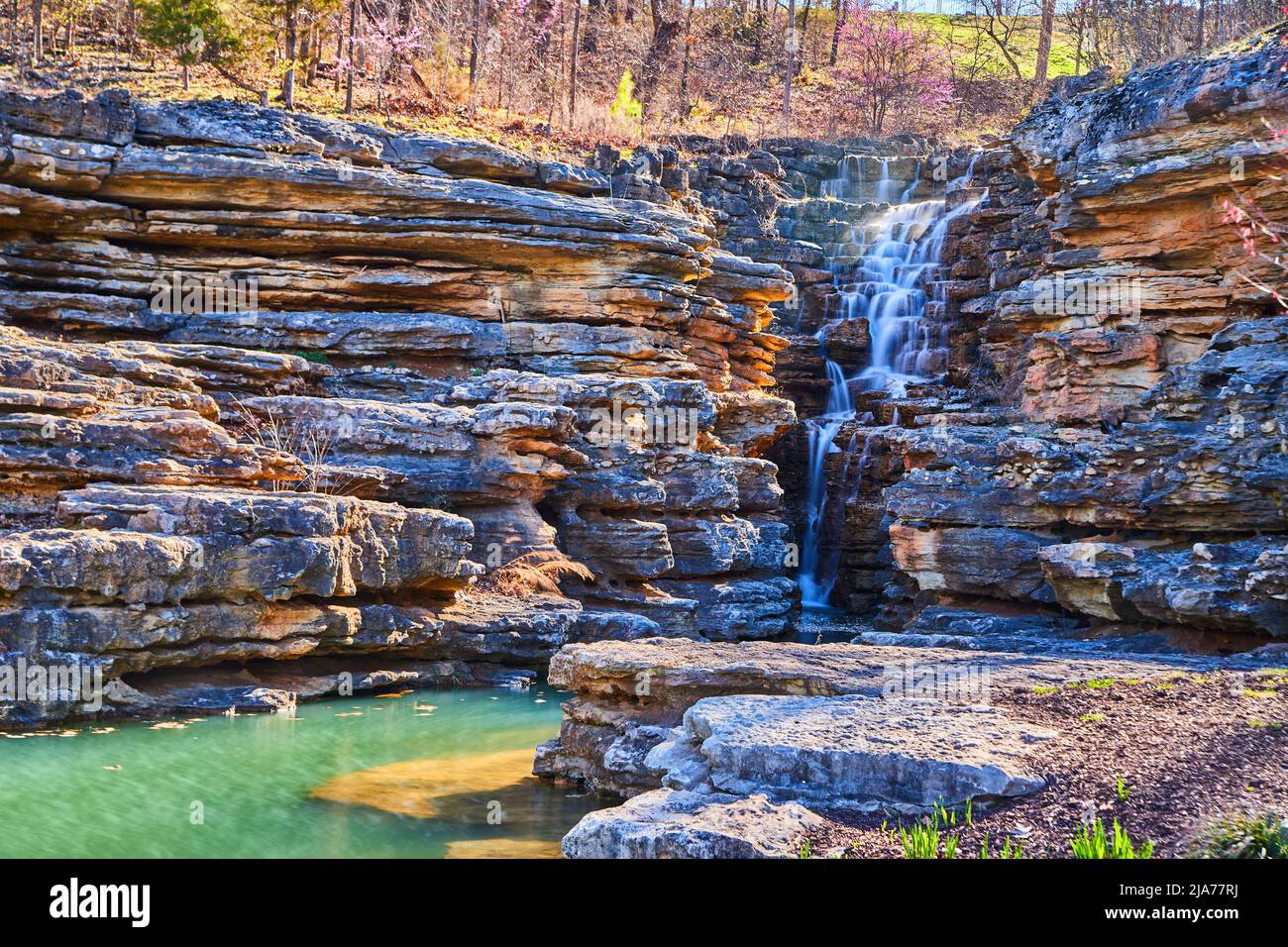 Lost canyon cave and nature trail hi-res stock photography and images ...