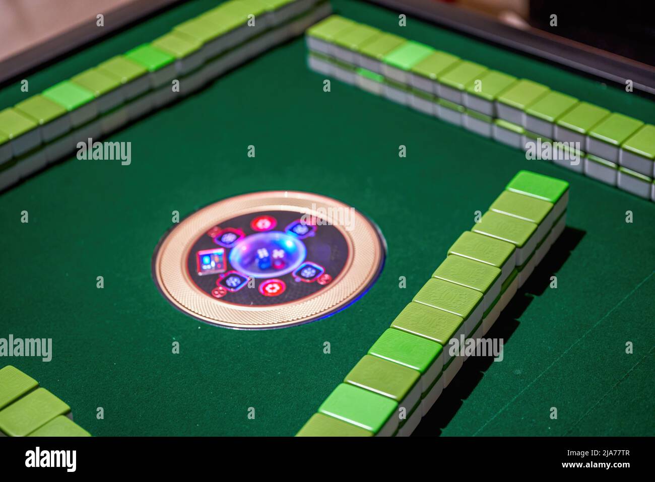 Mahjong machine hi-res stock photography and images - Alamy