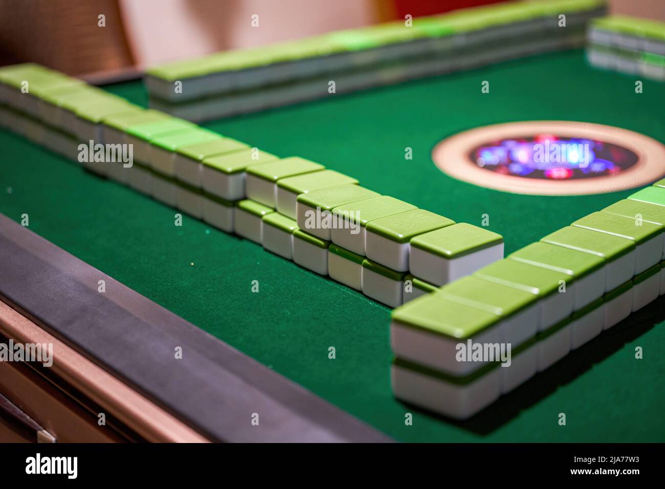 Mahjong machine hi-res stock photography and images - Alamy