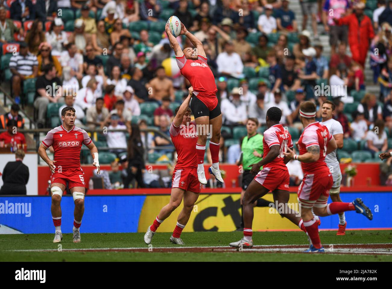 Luke Treharne of Wales, claims the high ball Stock Photo - Alamy