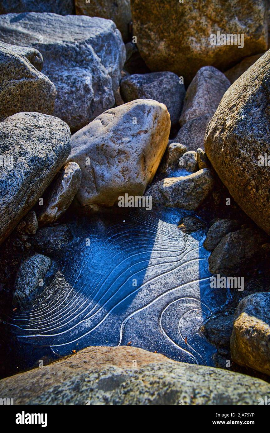 Small ice formations hi-res stock photography and images - Alamy