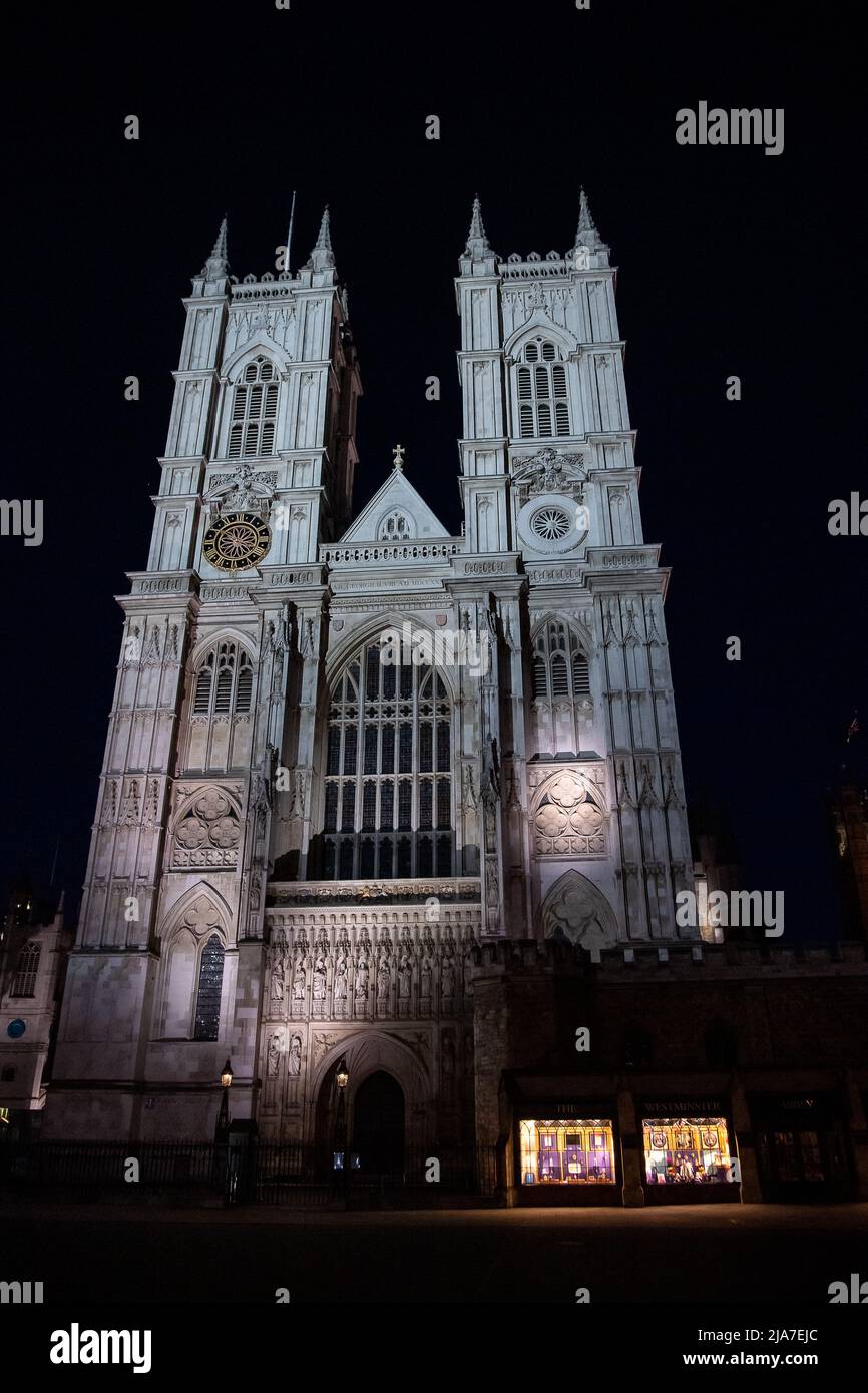Westminster, London, UK. 25th May, 2022. The historic Westminster Abbey ...