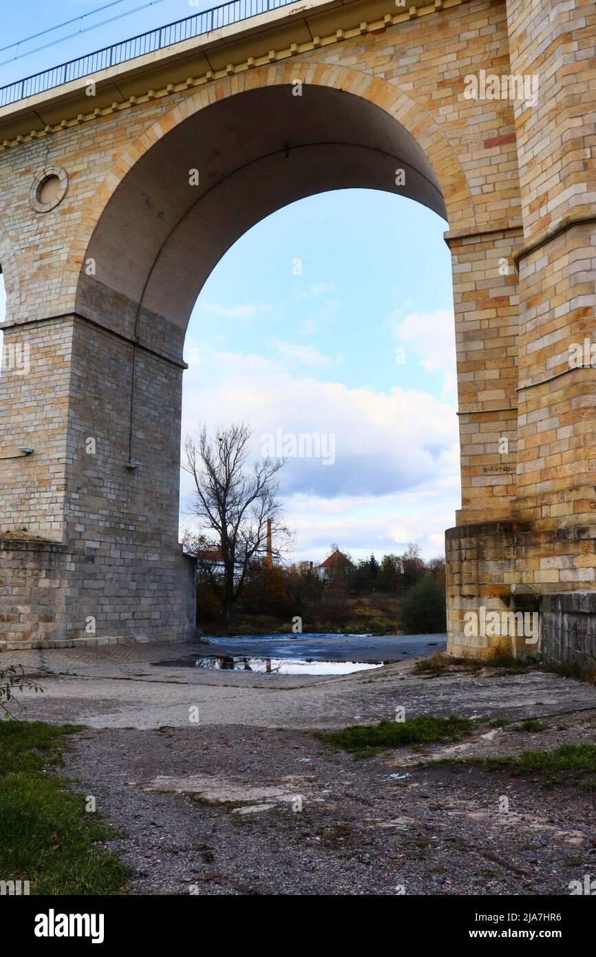 One arch in the rail viaduct in Boleslawiec, Poland Stock Photo - Alamy