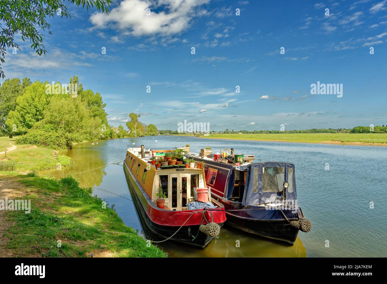 PORT MEADOW OXFORD TWO HOUSEBOATS MOORED ON THE BANKS OF THE RIVER ...