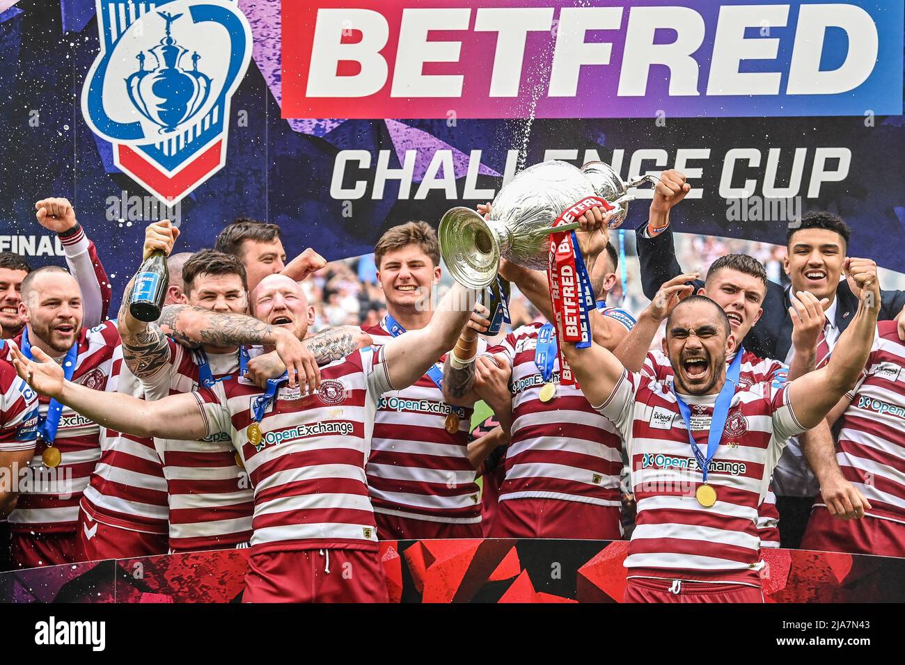 Thomas cup trophy hi-res stock photography and images - Alamy