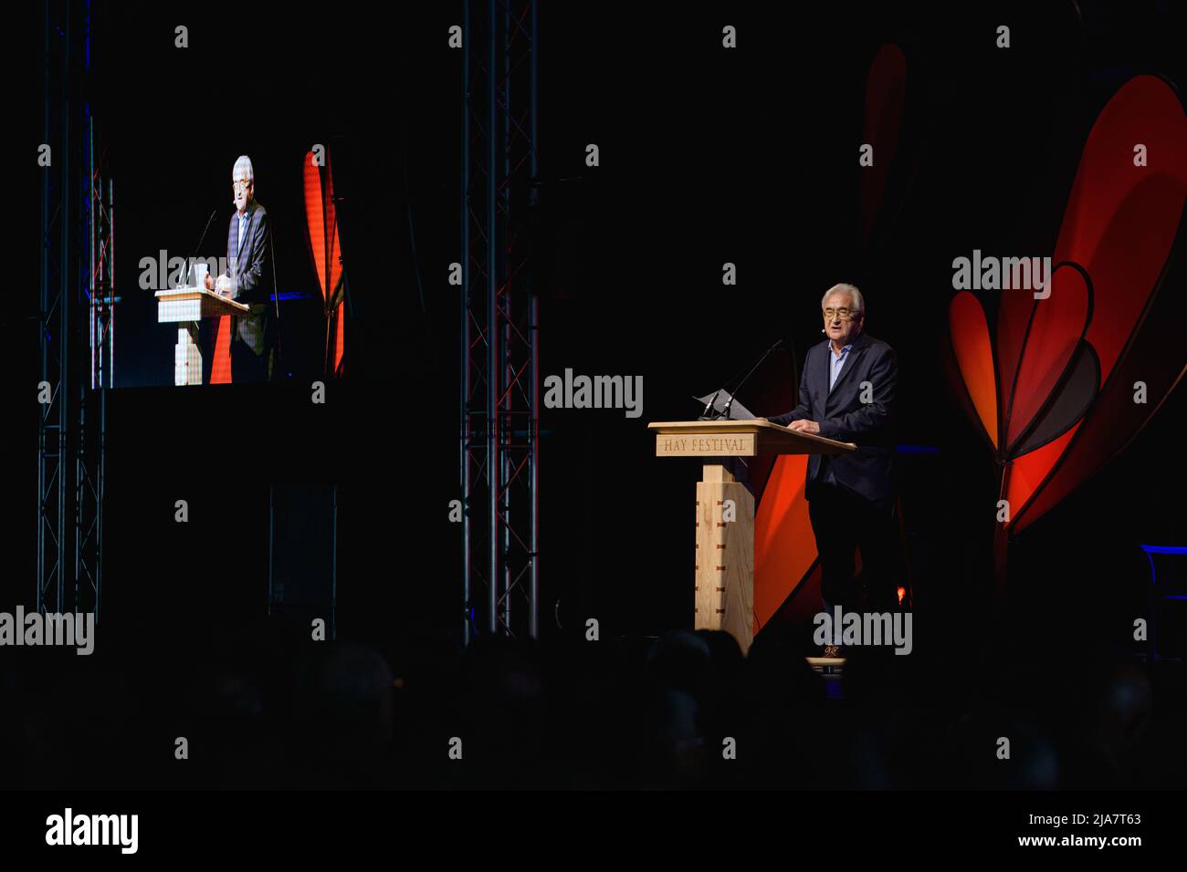 Hay-on-Wye, Wales, UK. 28th May, 2022. Anthony Beevor at Hay Festival ...