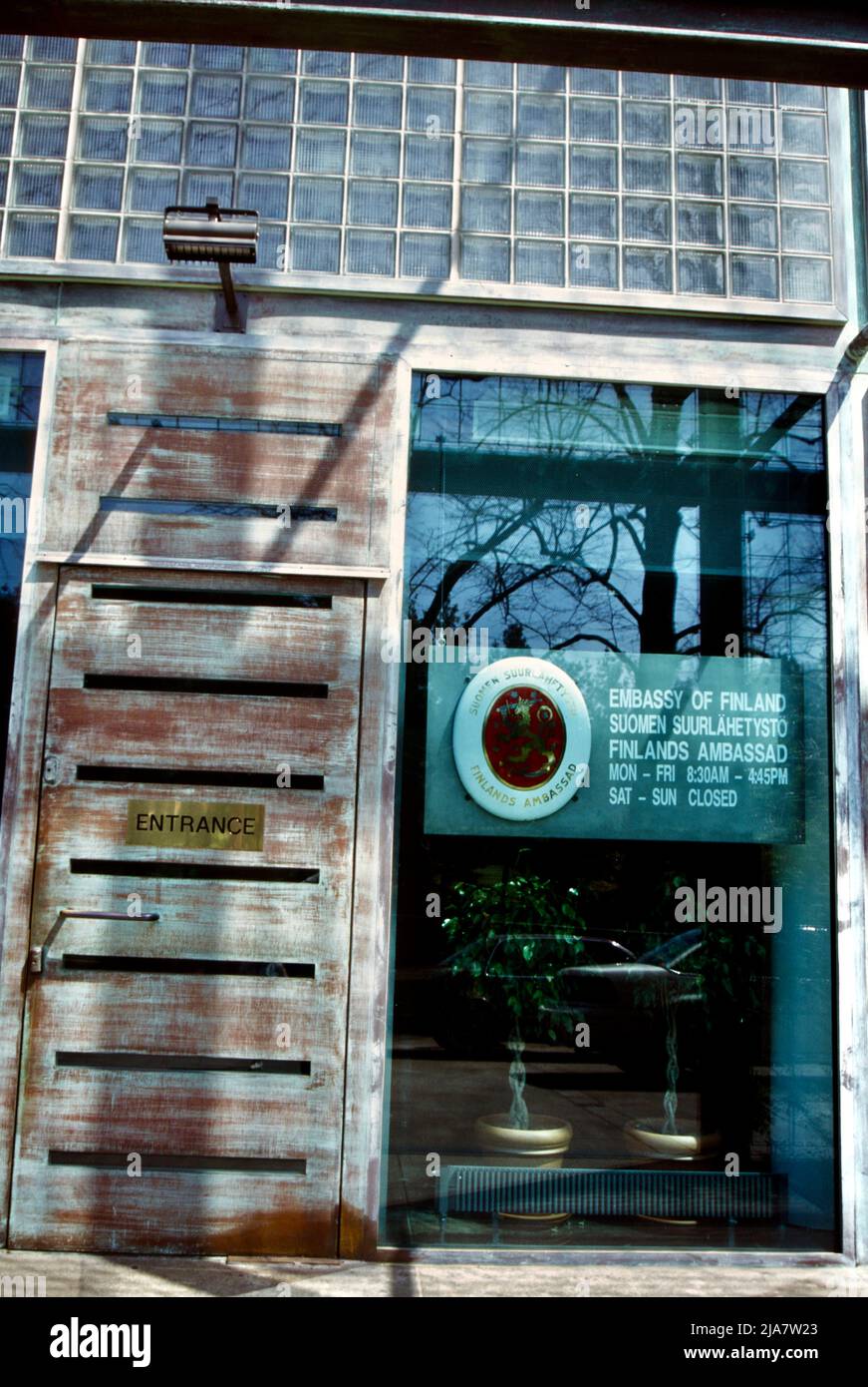 The new Finnish Embassy building in Washington DC in 1995 Stock Photo ...