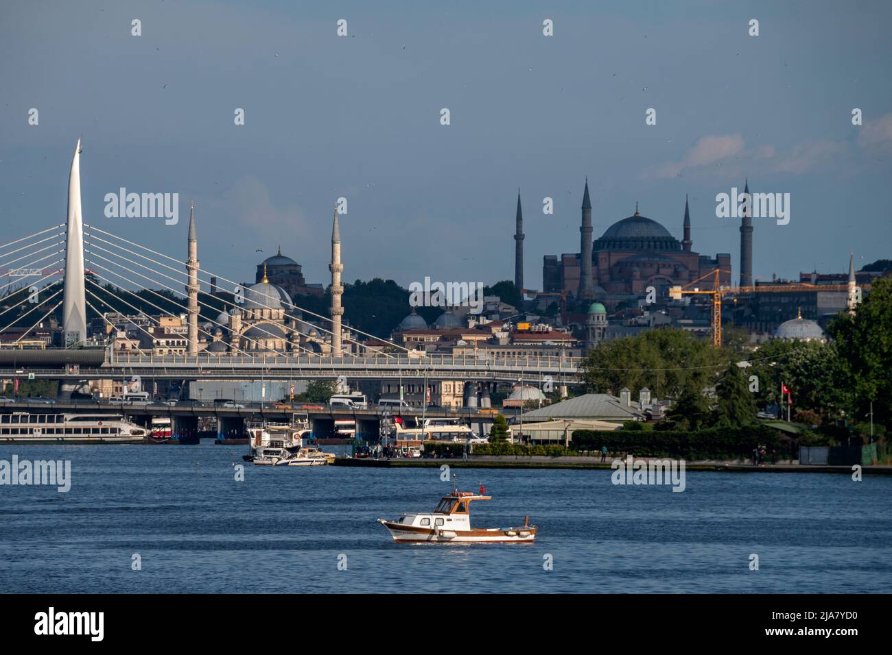 Historical Peninsula and Golden Horn in Istanbul, Turkey Stock Photo ...