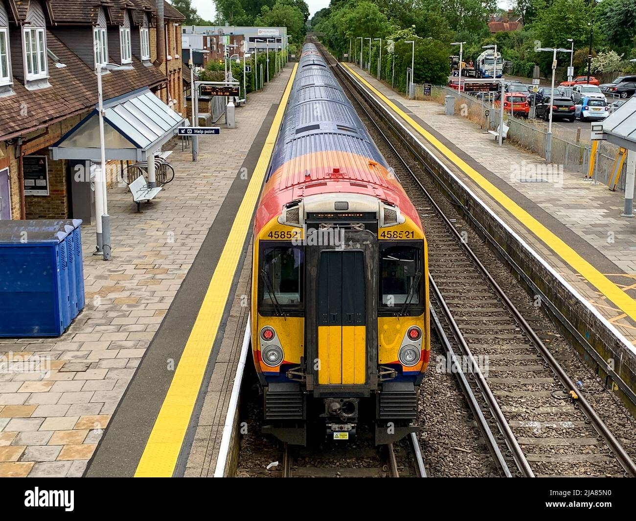 Datchet train station hi-res stock photography and images - Alamy