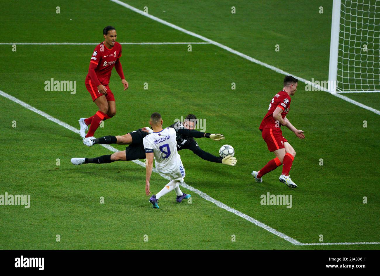Karim benzema france goal hi-res stock photography and images - Alamy
