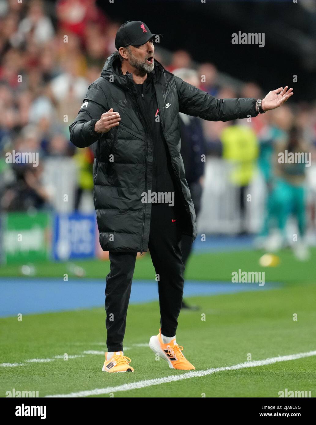 Liverpool manager Jurgen Klopp on the touchline during the UEFA ...