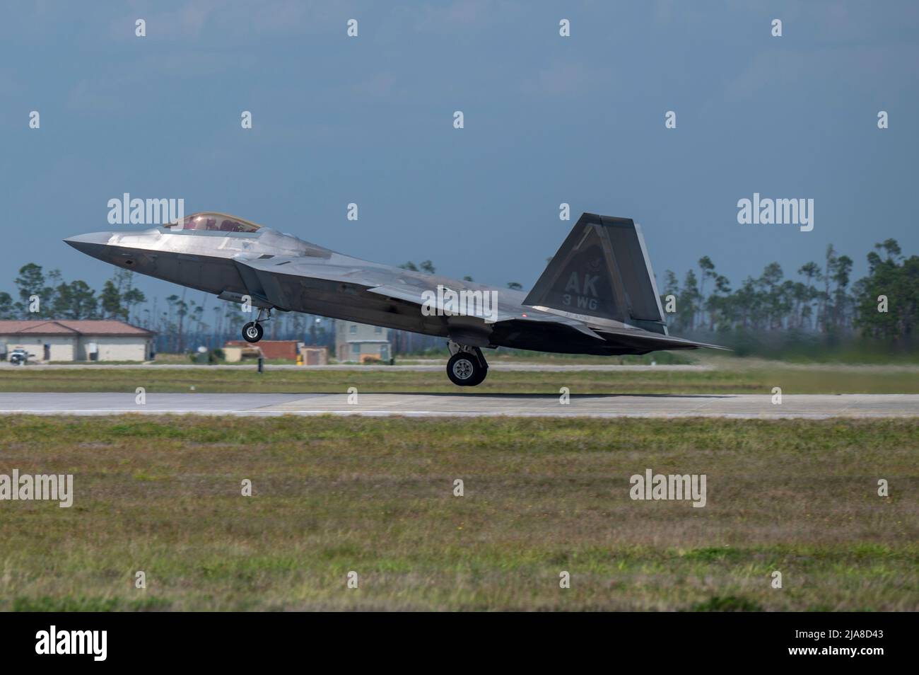 A U.S. Air Force F-22 Raptor assigned to Joint-Base Elmendorf ...