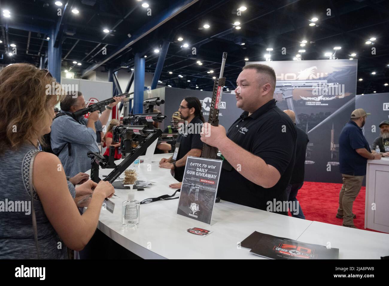 Phoenix gun show hi-res stock photography and images - Alamy