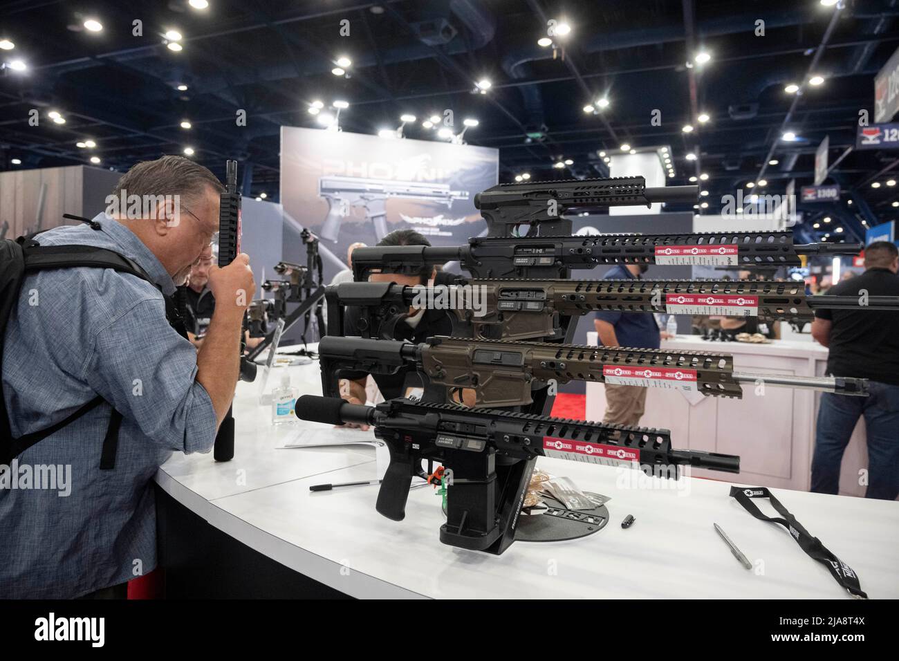 Phoenix gun show hi-res stock photography and images - Alamy