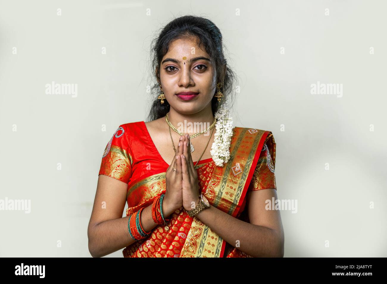 Beautiful aunty saree hi-res stock photography and images - Alamy