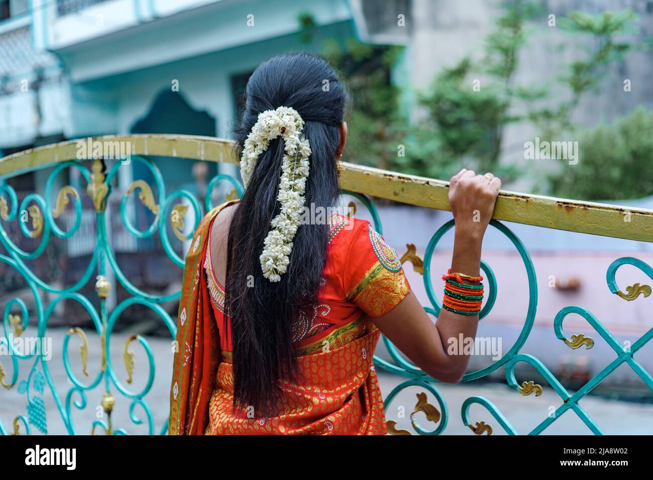 Beautiful aunty saree hi-res stock photography and images - Alamy