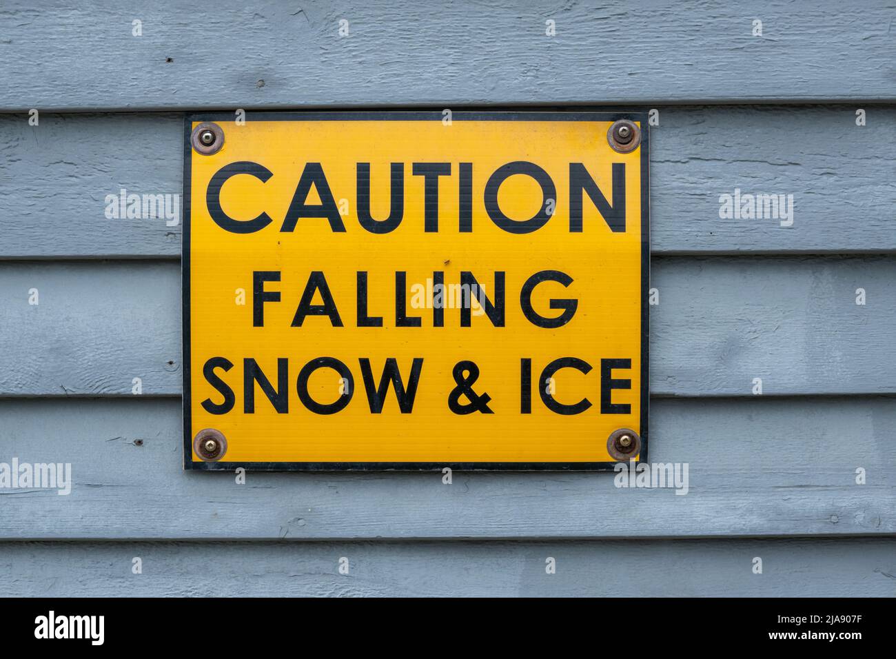 Hazard falling snow hi-res stock photography and images - Alamy