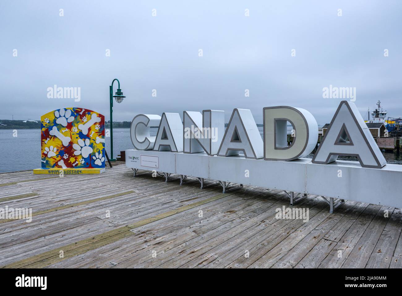 Giant sign letters hi-res stock photography and images - Alamy