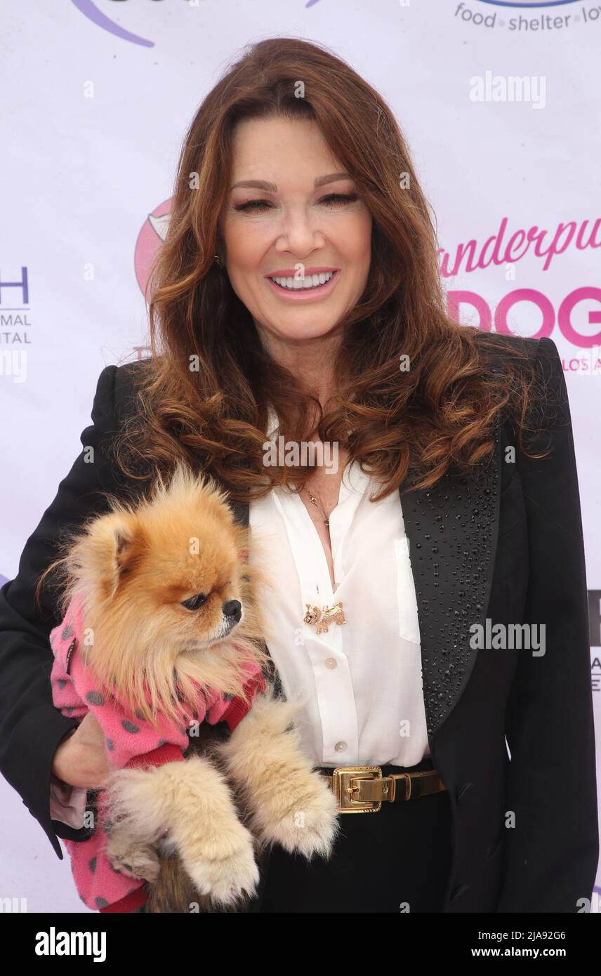 Lisa vanderpump 2022 hi-res stock photography and images - Alamy
