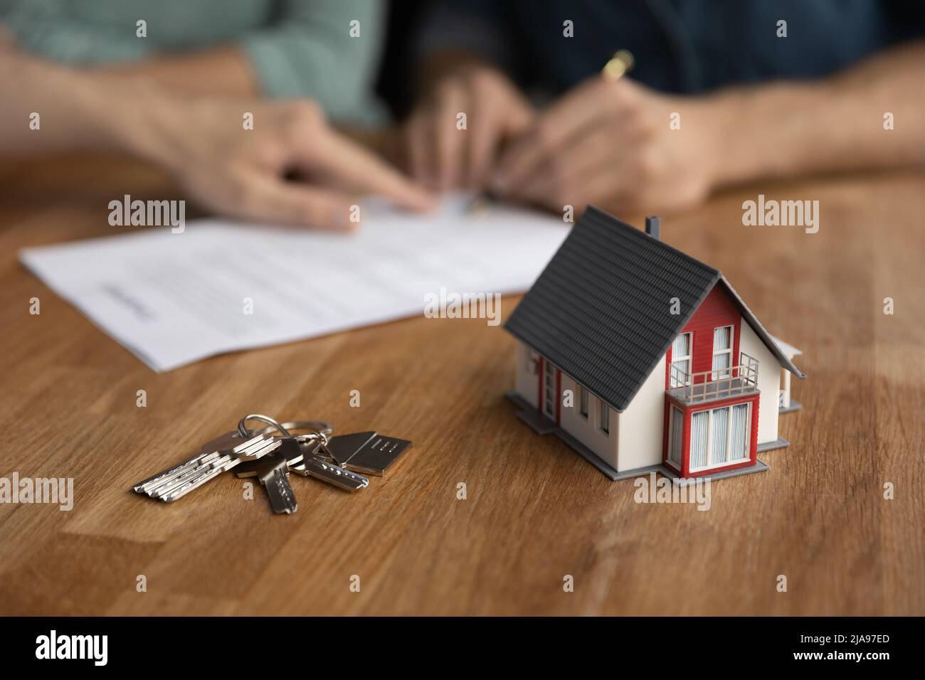 Key new home sold sign hi-res stock photography and images - Alamy
