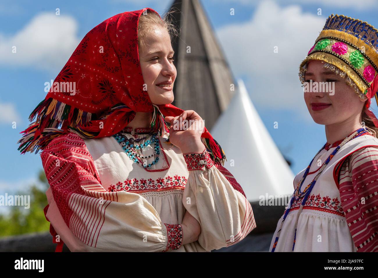 Tula, Russia. 28th May, 2022. Girls in traditional Russian folk ...
