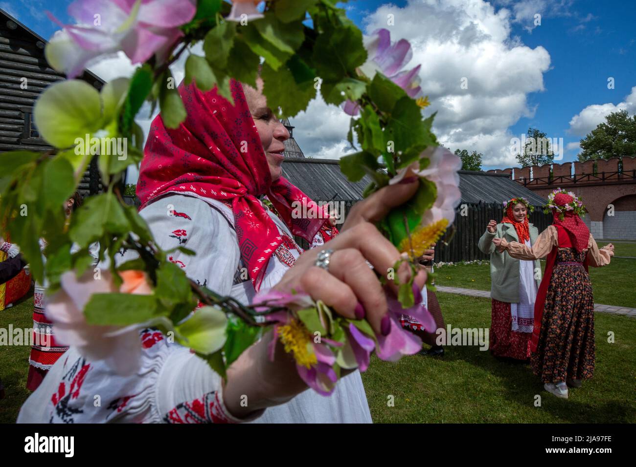 Tula, Russia. 28th May, 2022. Girls in traditional Russian folk ...