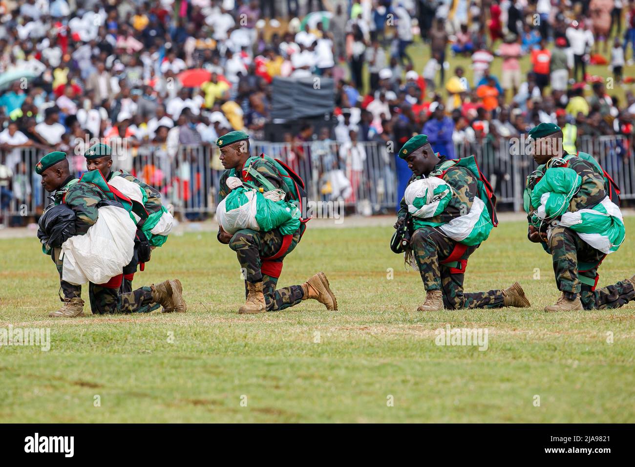 Nairobi, Kenya. 28th May, 2022. Kenya Airforce officer Green Eagle ...