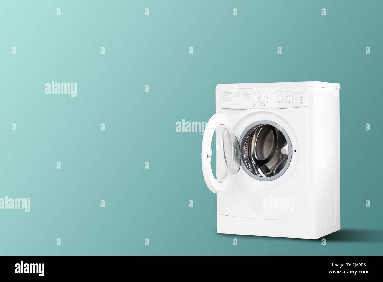 New washing machine box hi-res stock photography and images - Alamy
