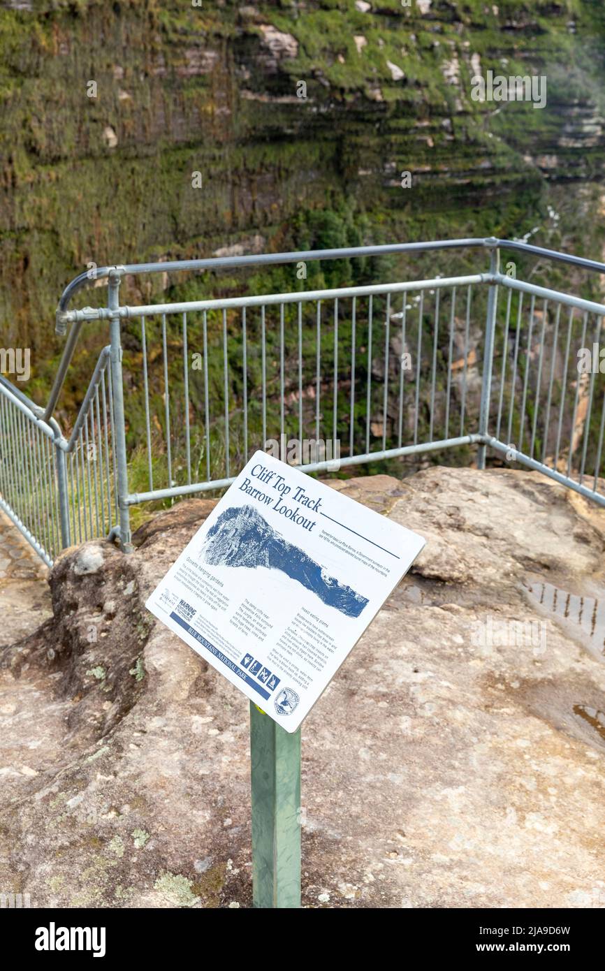 Barrow lookout, Cliff top walk at Blackheath in the Grove Valley,NSW ...
