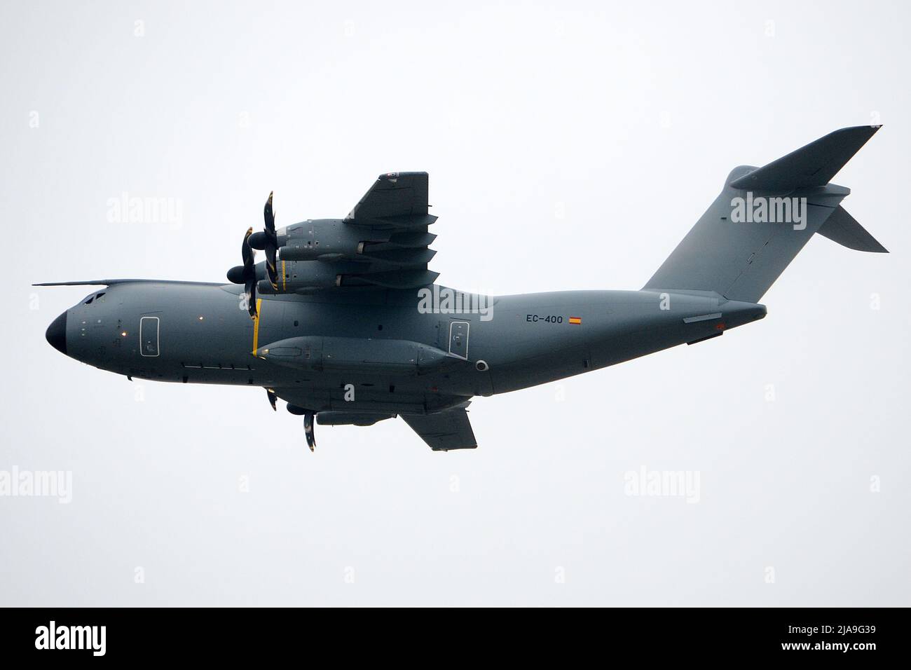 Low Flying Airbus A400M Atlas, RAF Brize Norton, England Stock Photo - Alamy