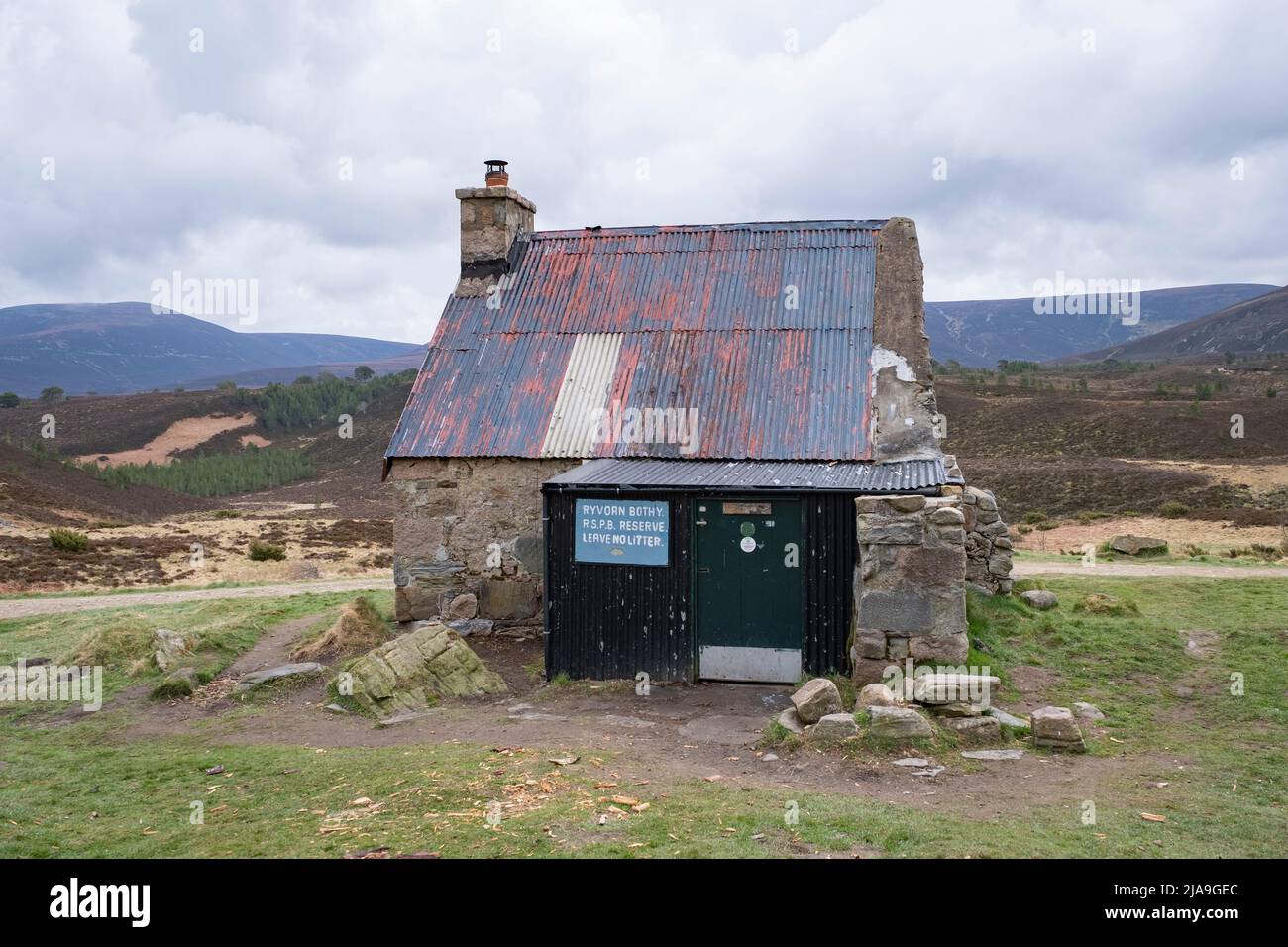 Ryvoan Bothy, Cairngorms National Park, Scotland Stock Photo - Alamy