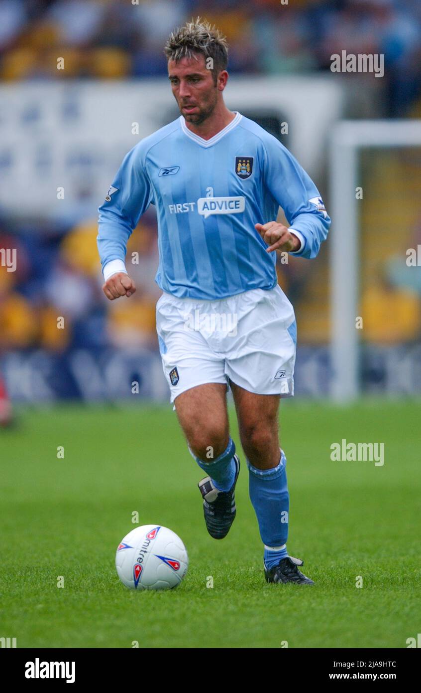 Kevin Horlock - Manchester City 2003 Stock Photo - Alamy
