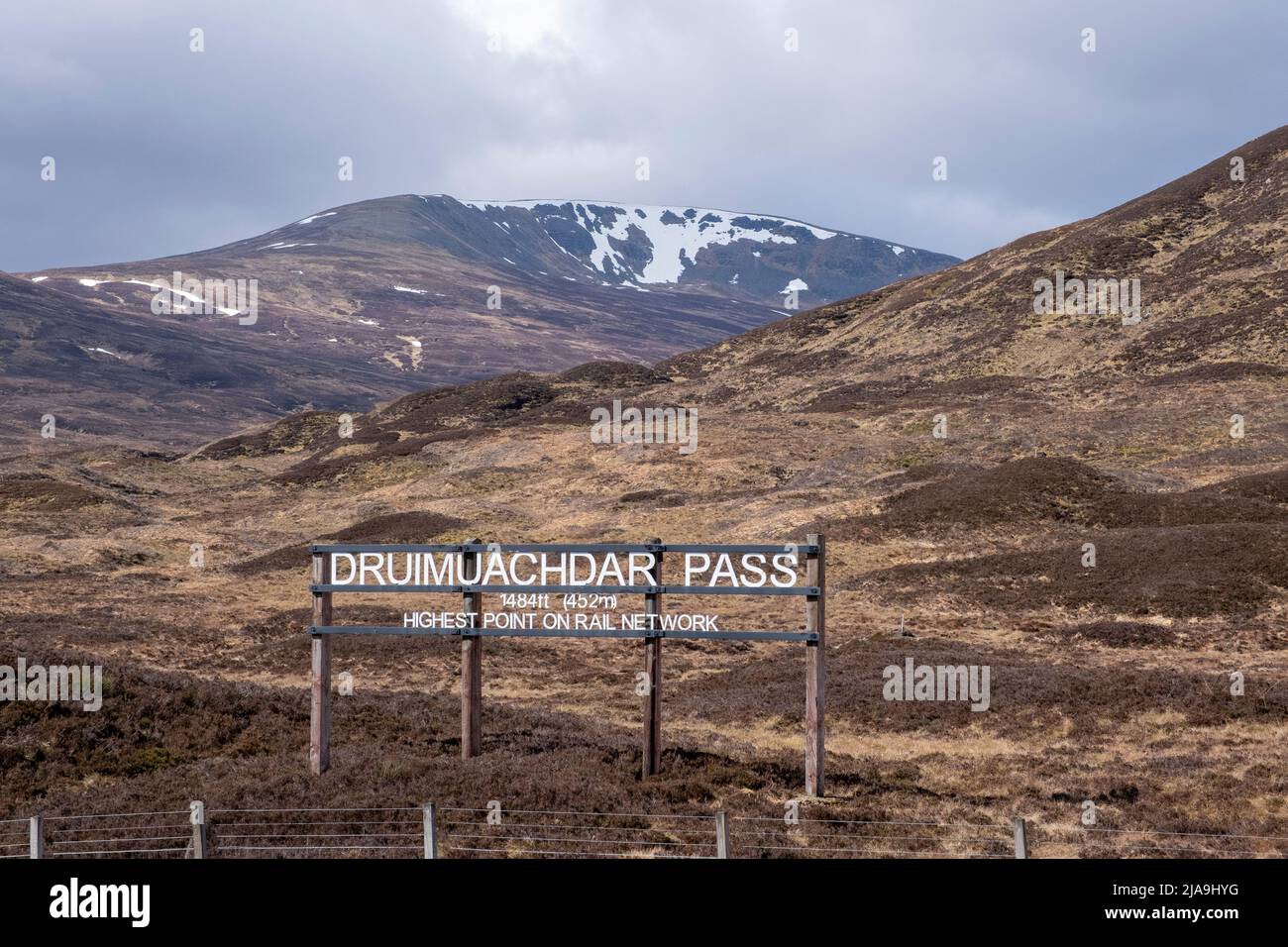 Highest mountain railway line hi-res stock photography and images - Alamy