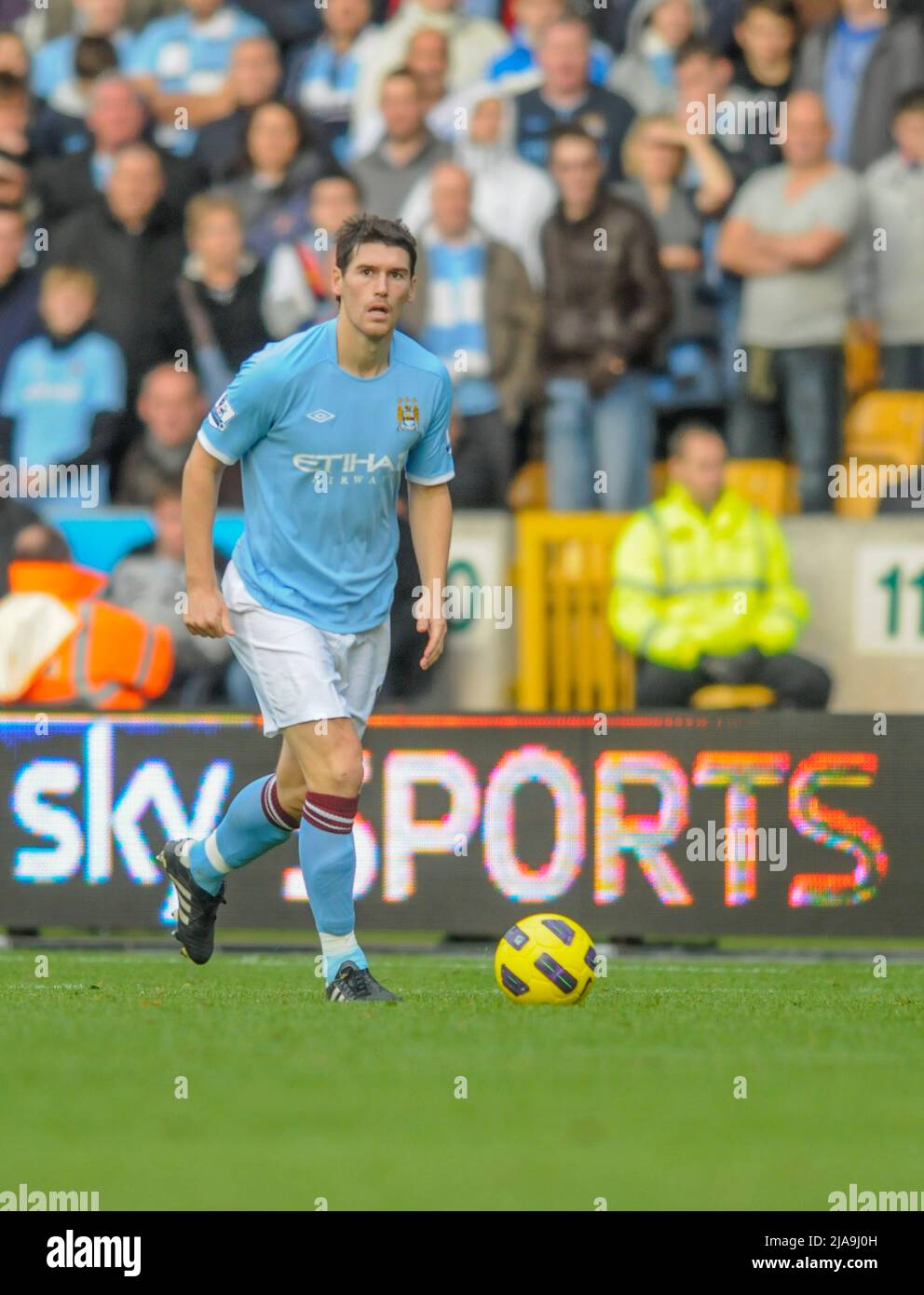 Gareth barry hi-res stock photography and images - Alamy
