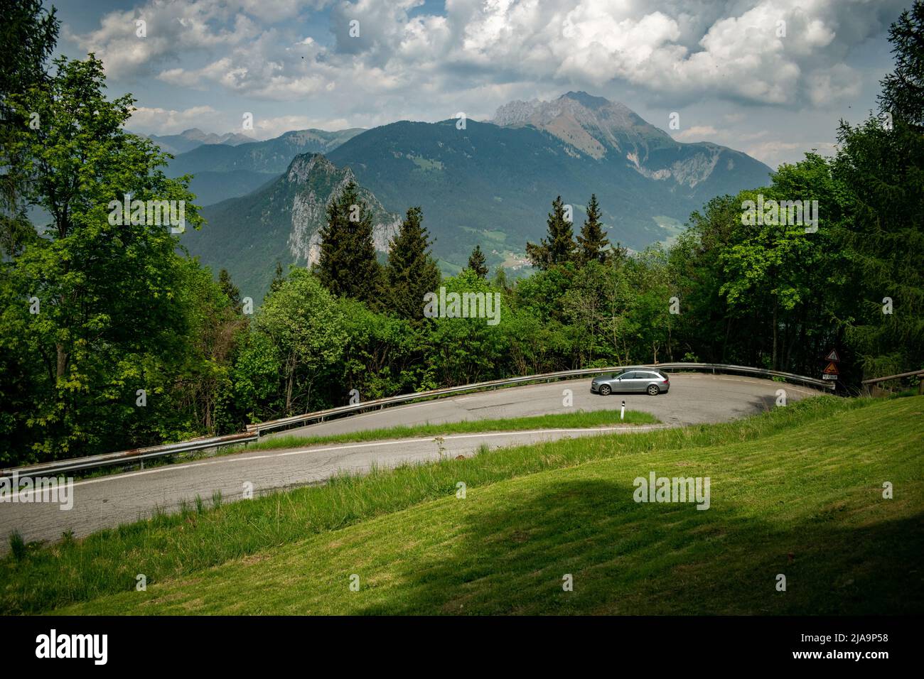 Lonely car park hi-res stock photography and images - Alamy