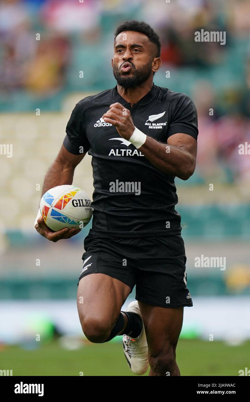 New Zealand's Akuila Rokolisoa during match 30 of day two of the HSBC ...