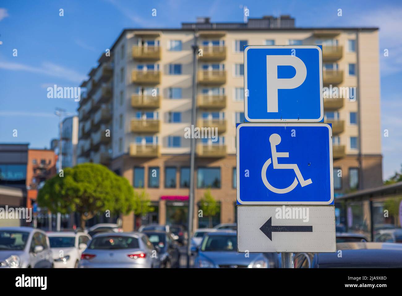 Care home parking sign hi-res stock photography and images - Alamy