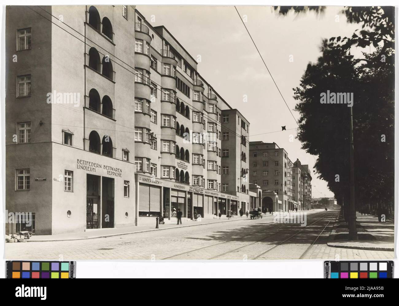 5., Margaretengürtel 100-110 / Brandmayergasse 37-39 - Reumannhof ...