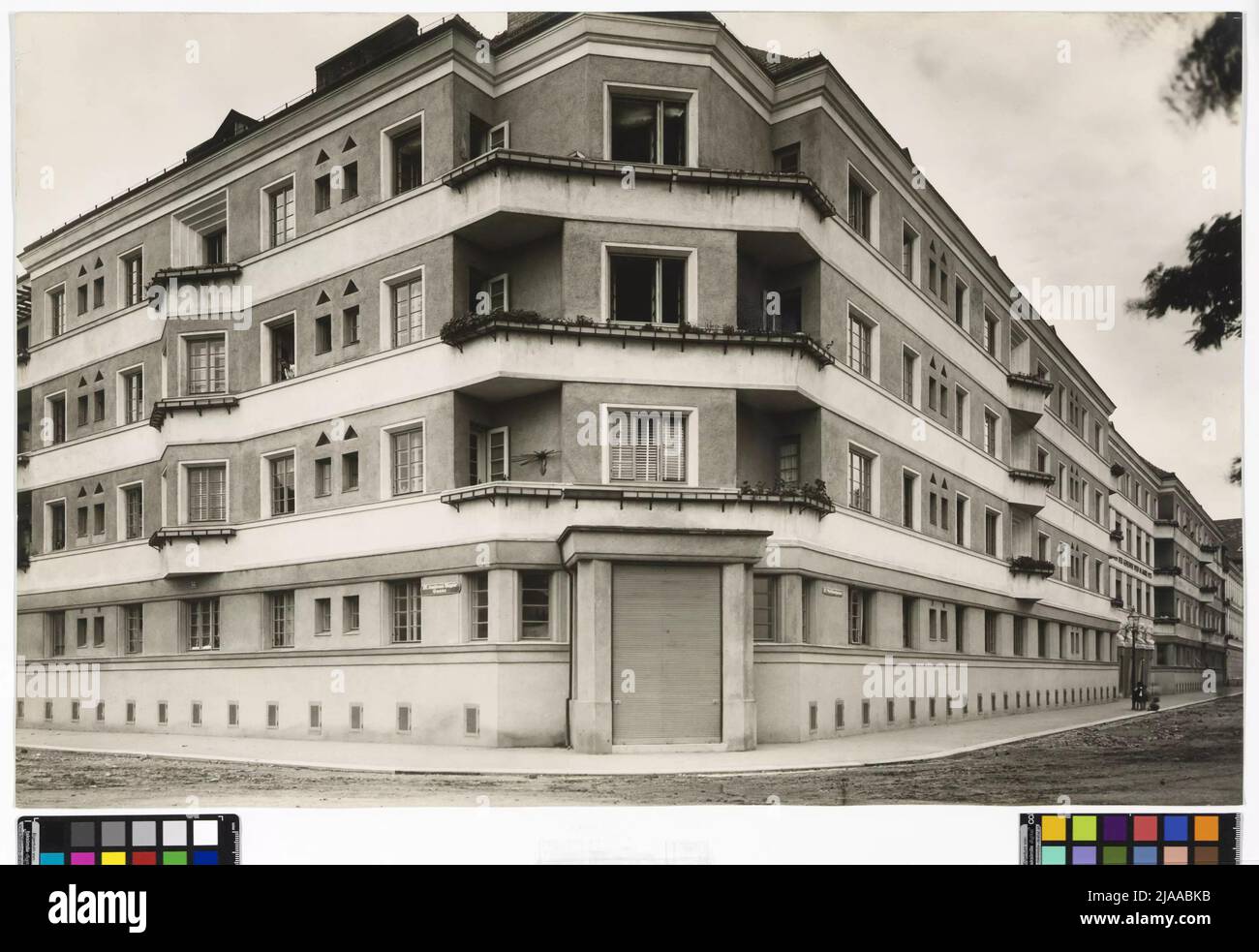 22., Kagran-Andreas-Huger-Gasse 52 / Meißnergasse 4-6. Martin Gerlach ...