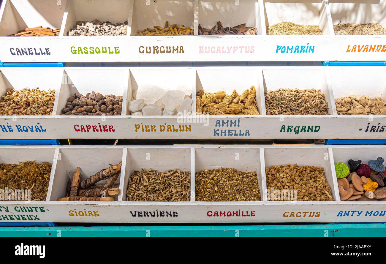 Spices names hi-res stock photography and images - Alamy