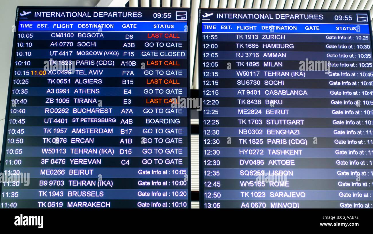 International Departures Timetable Tableau at Istanbul Havalimani ...