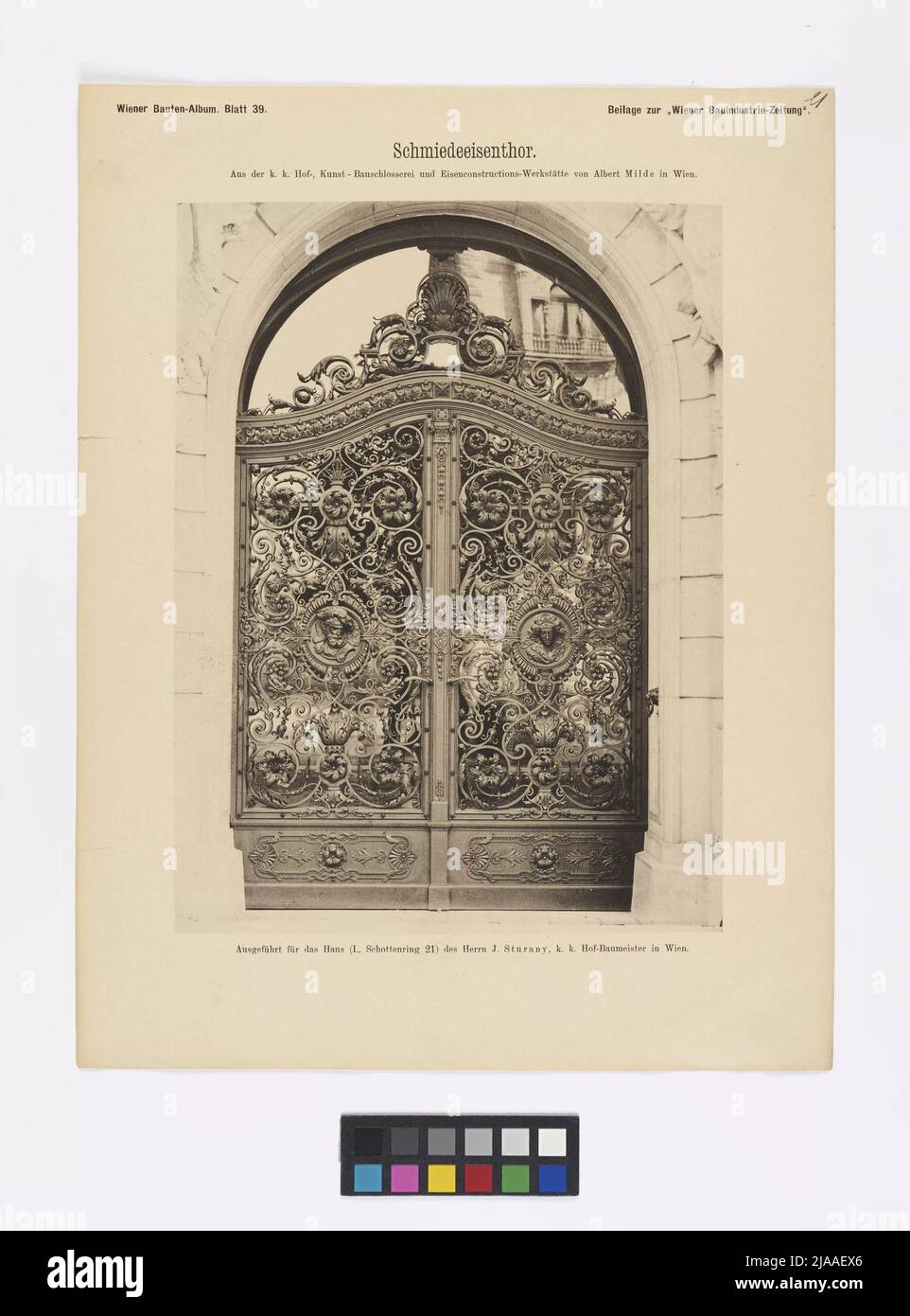 1st, Schottenring 21 - Palais Sturany - Detail - Schmiedeisernes ...