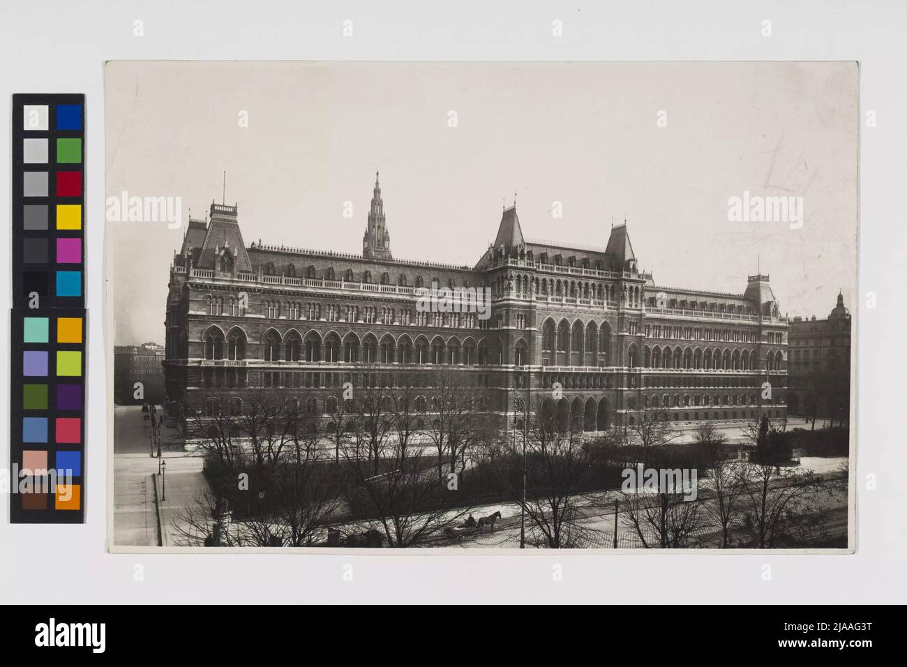1st, Friedrich-Schmidt-Platz 1-Rathaus (new town hall). Martin Gerlach ...